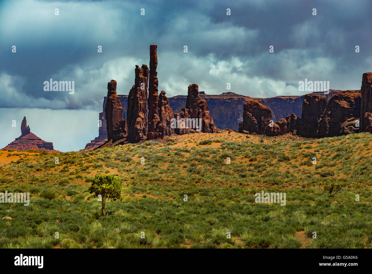 Spire sandstone pillar geology hi-res stock photography and images - Alamy