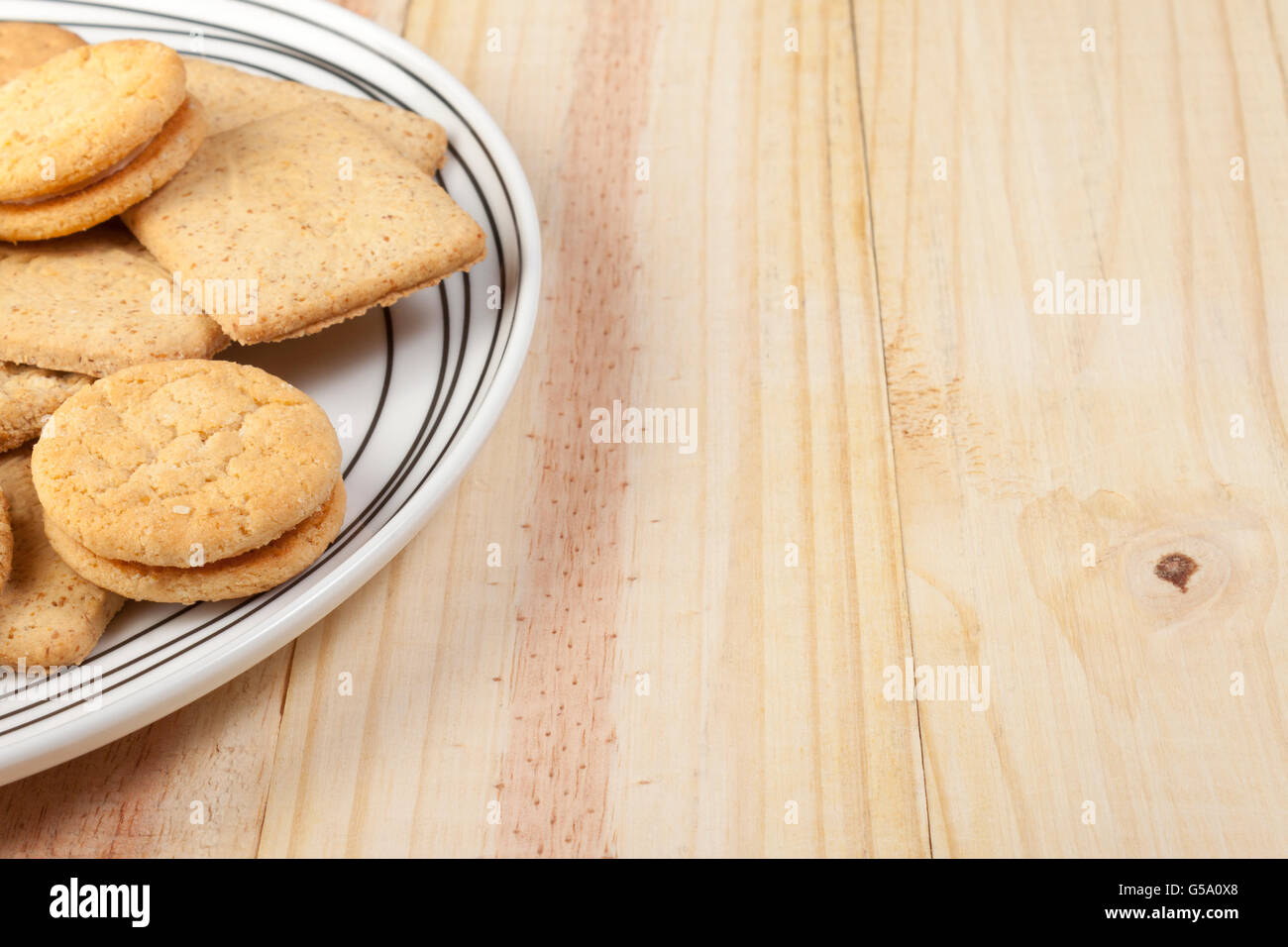 Assorted biscuits plate digestive hi-res stock photography and images ...