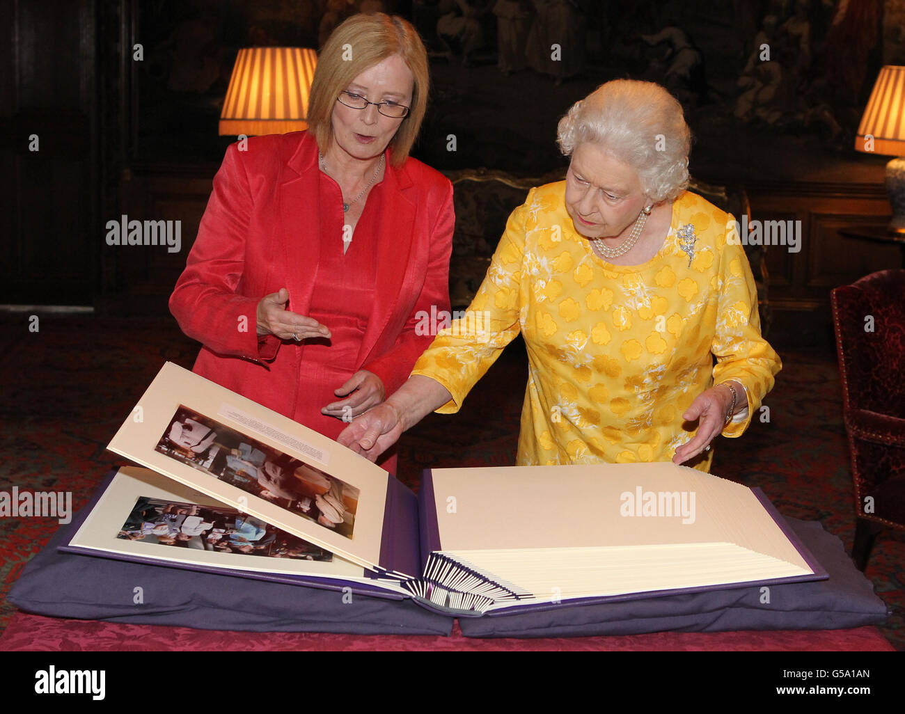 Scottish Parliament Presiding Officer Tricia Marwick MSP shows Queen ...