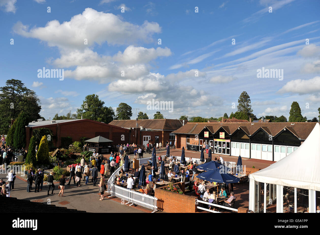 Horse racing racing and music night lingfield park racecourse hi-res ...