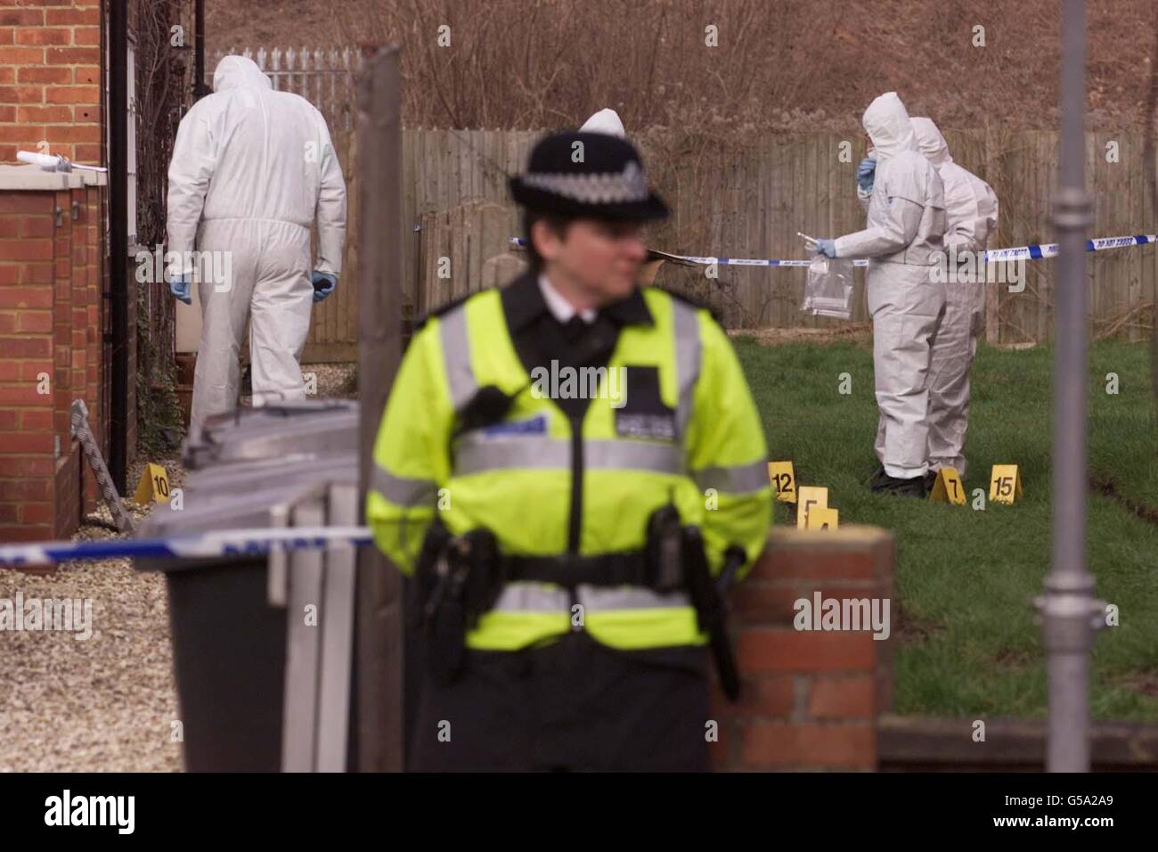 The scene at pangbourne mews in pangbourne hi-res stock photography and ...