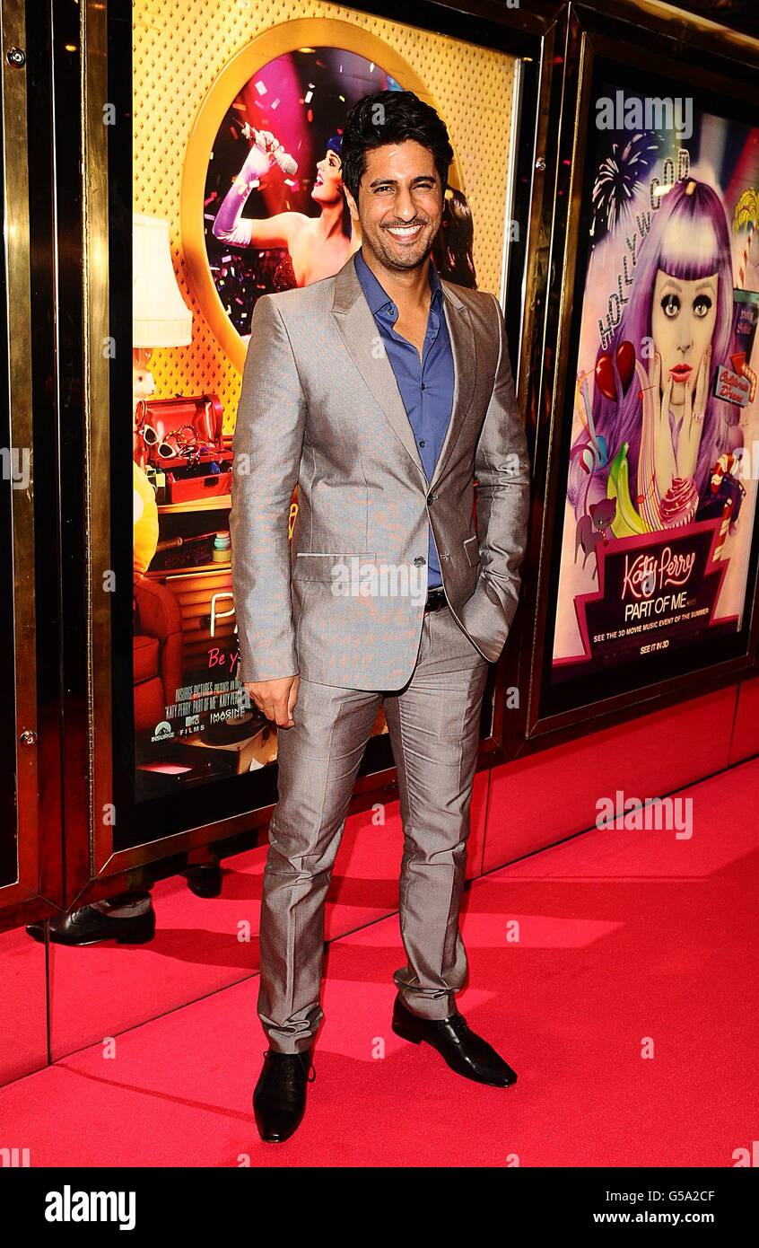 Katy perry part me 3d premiere hi-res stock photography and images - Alamy