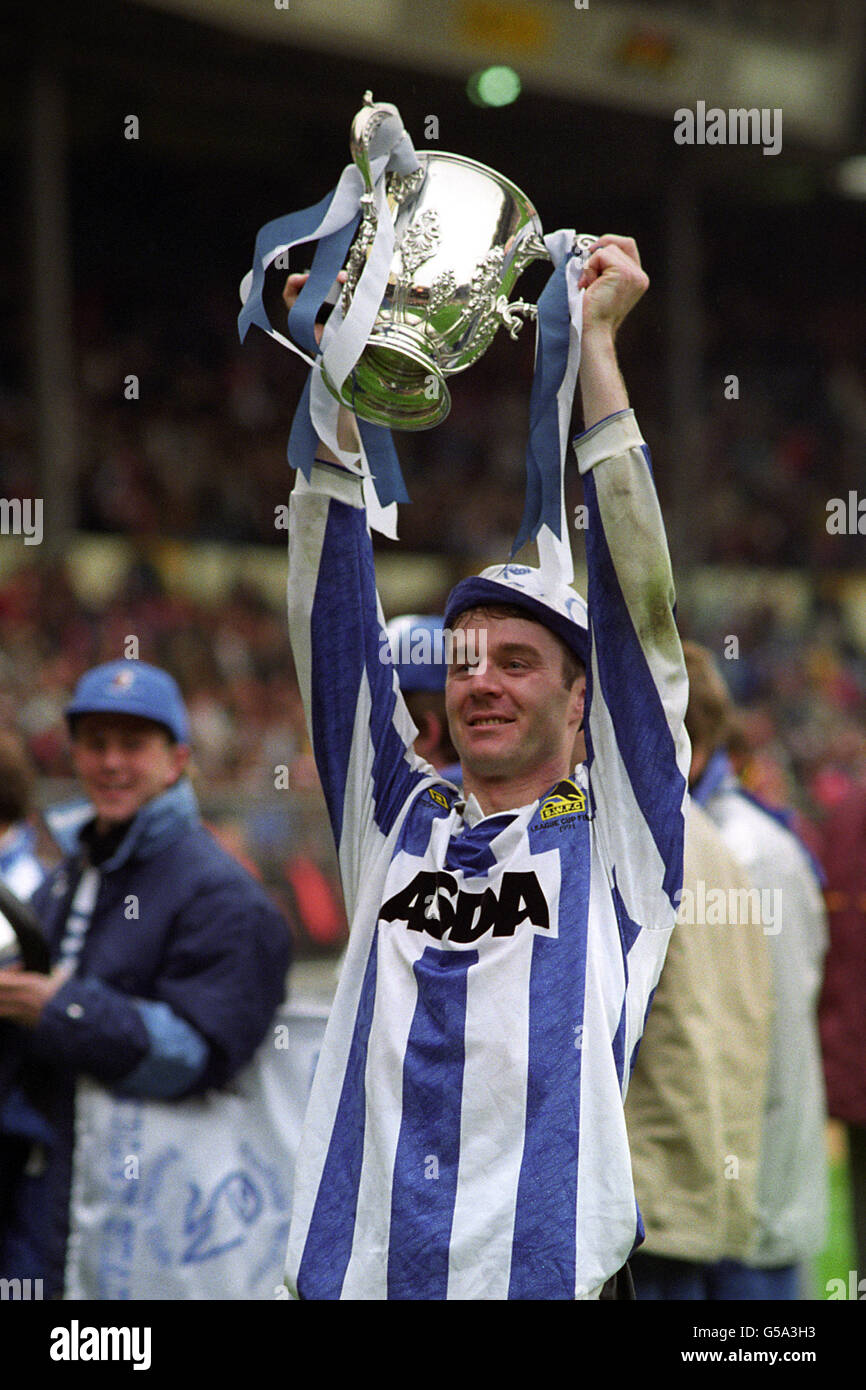 Rumbelows cup hi-res stock photography and images - Alamy