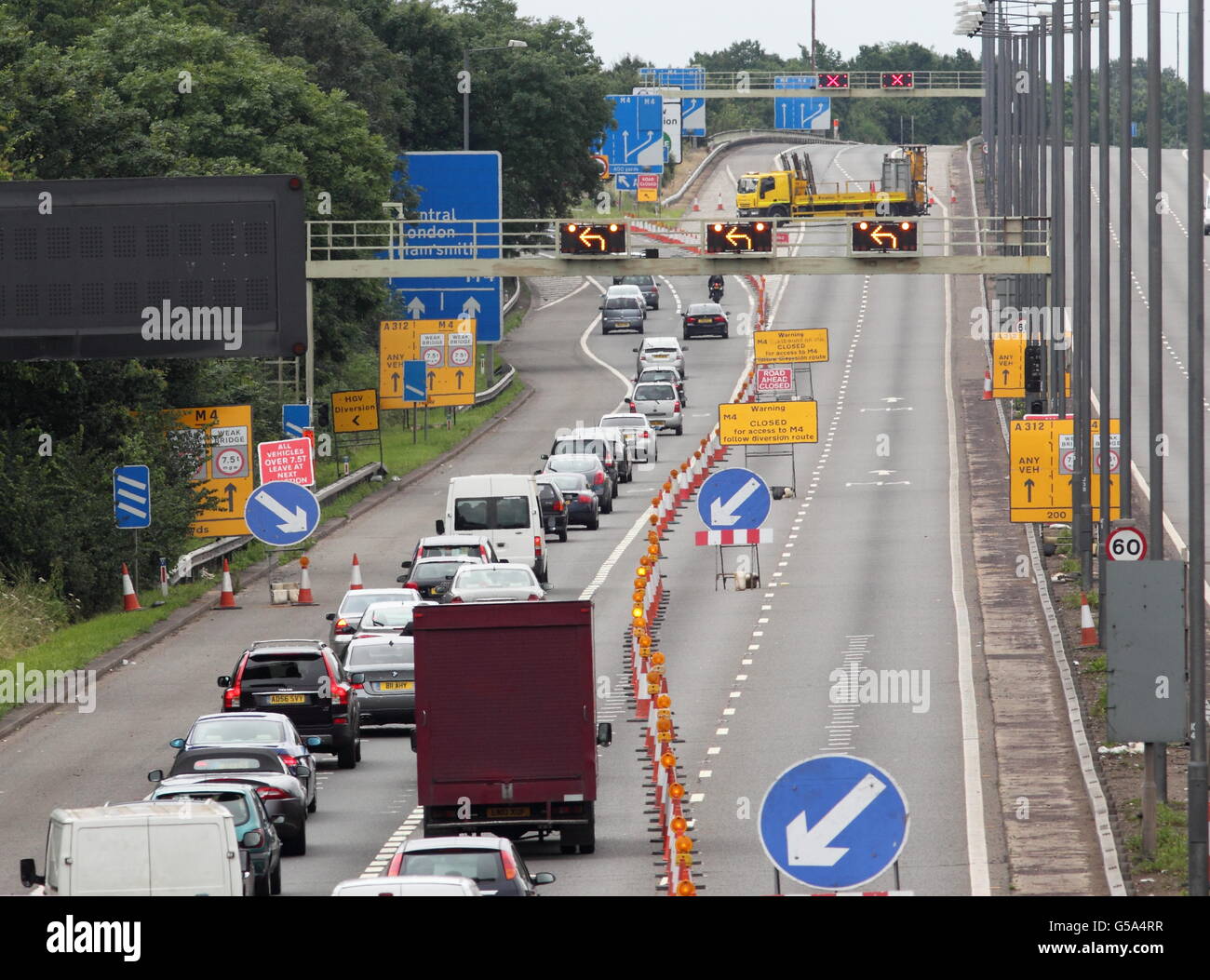 M4 Motorway Closed High Resolution Stock Photography and Images - Alamy