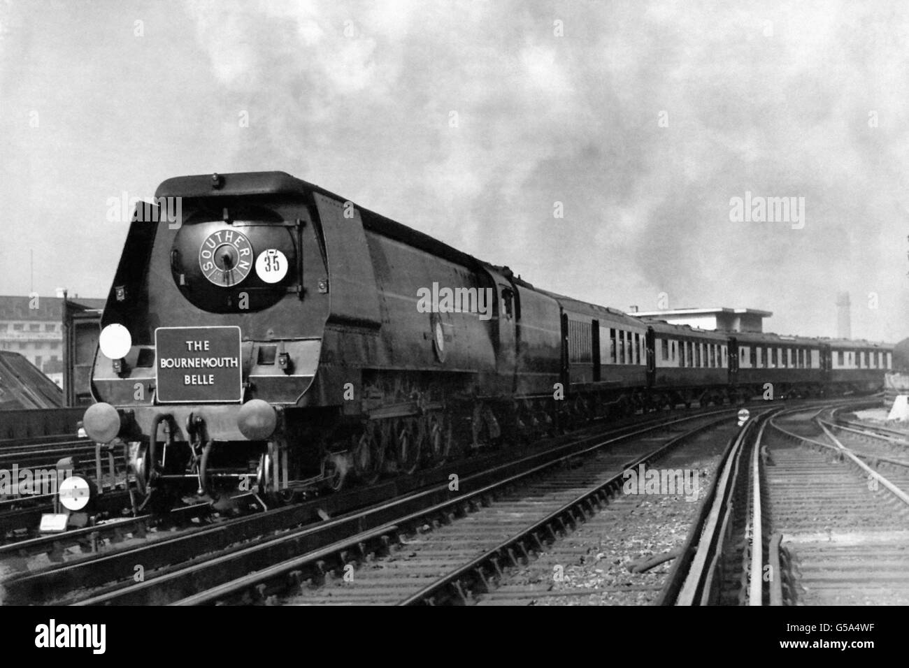 Bournemouth Trains High Resolution Stock Photography and Images - Alamy