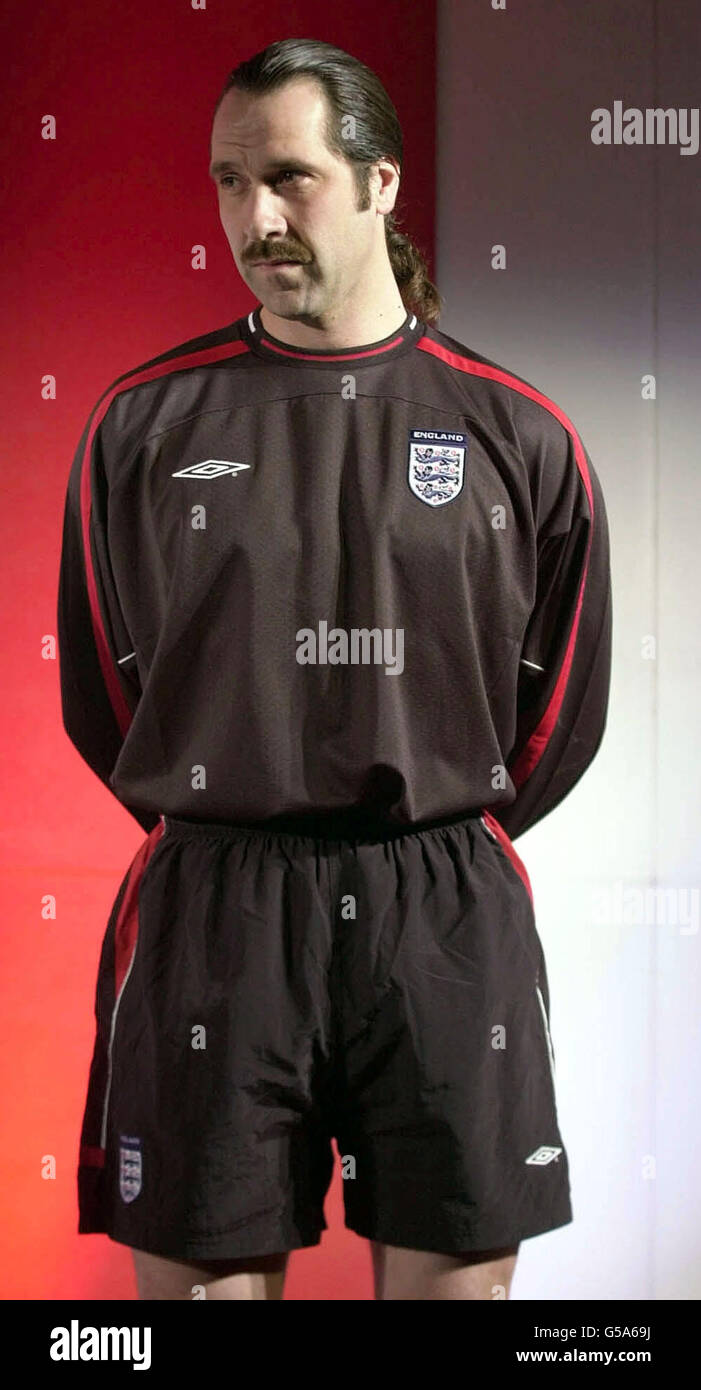 Seaman England new kit Stock Photo - Alamy