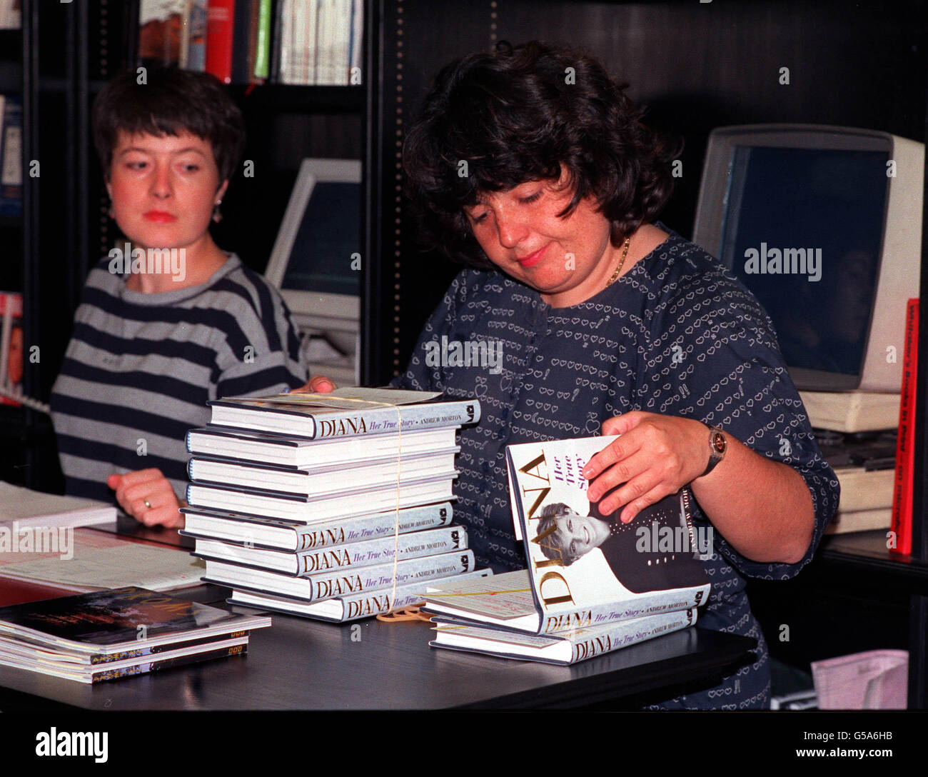 DIANA BOOK GOES ON SALE : 1992 Stock Photo - Alamy