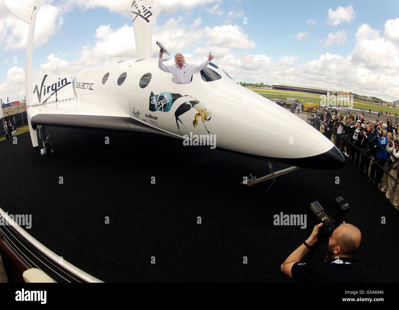 Richard Branson Space Shuttle Port