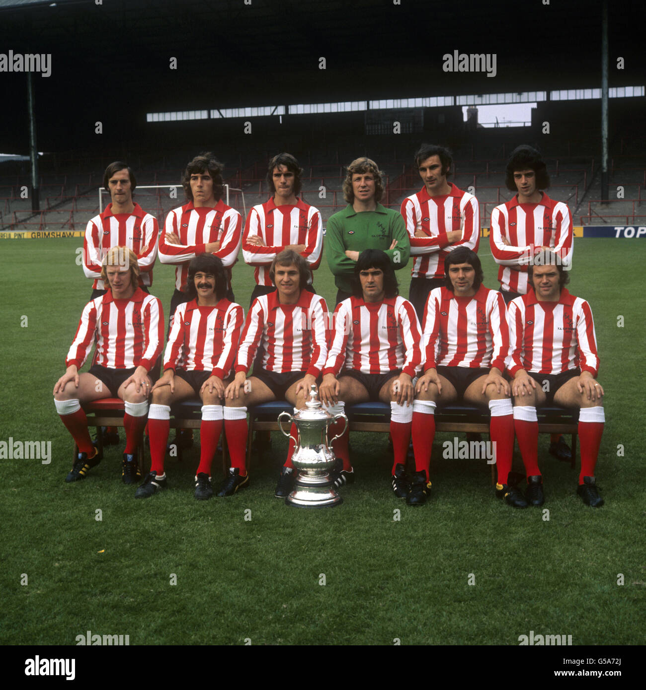 The Sunderland team for the 1973-74 season pictured with the FA Cup ...