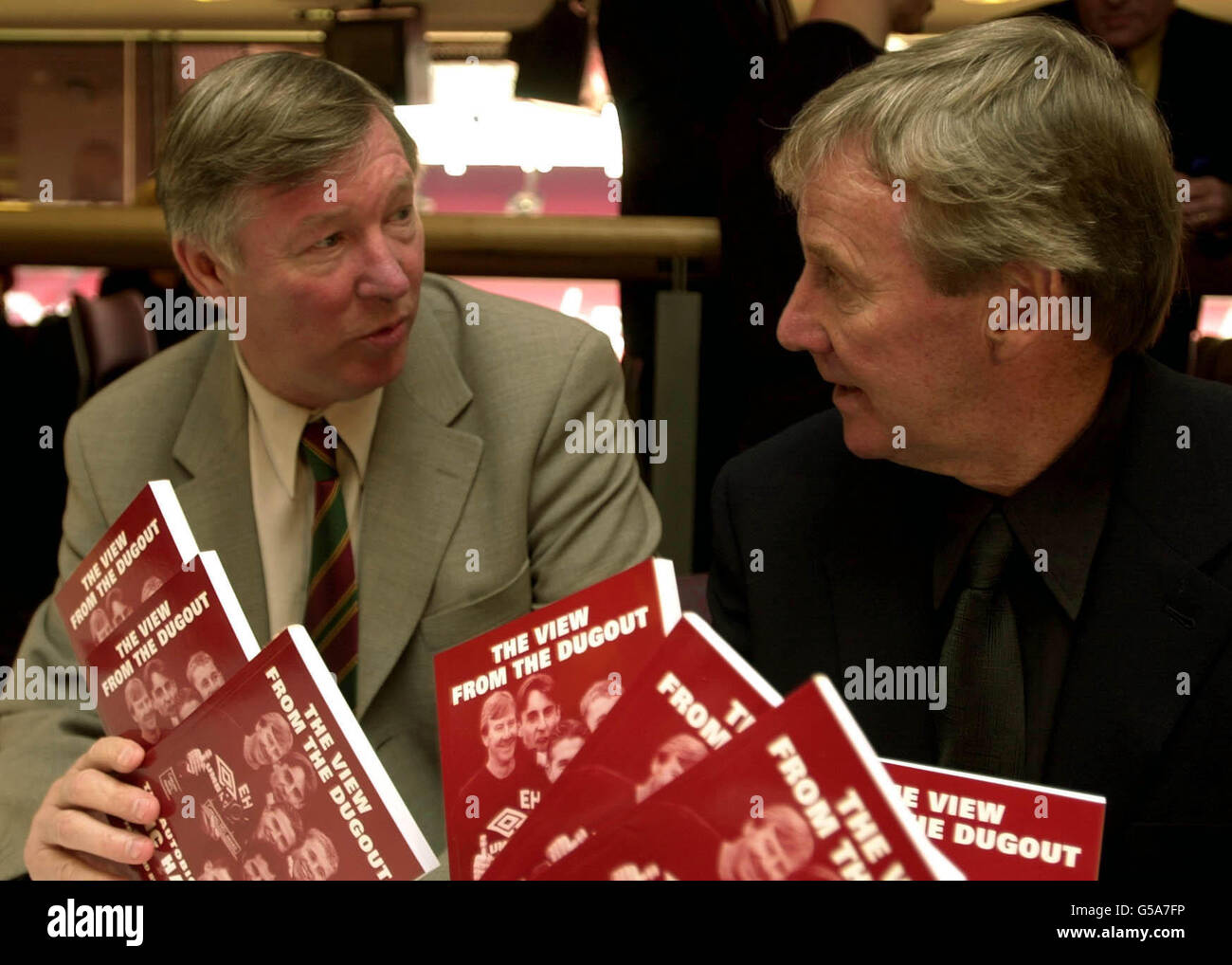 Eric harrison with alex ferguson during his book launch hi-res stock ...