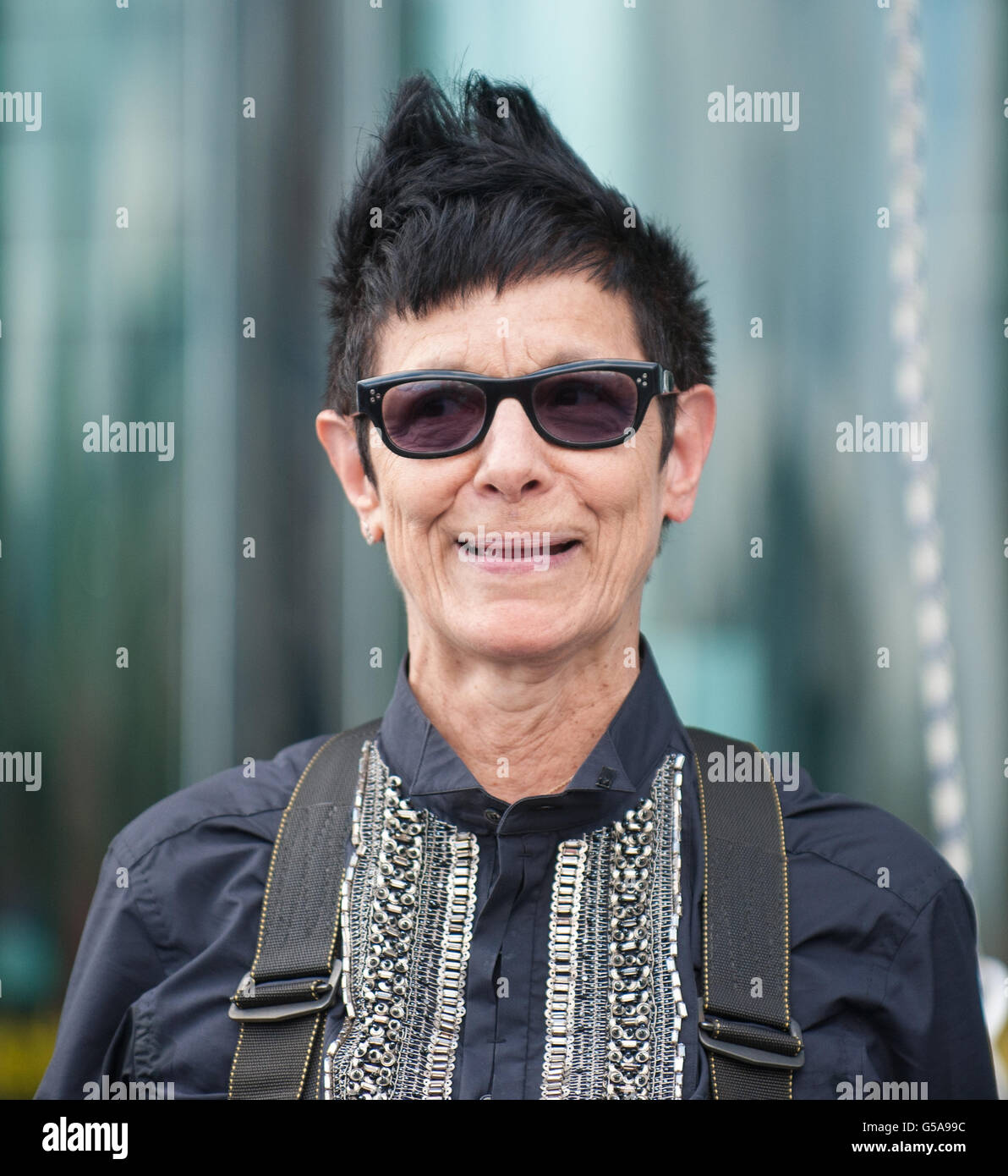 Elizabeth streb hi-res stock photography and images - Alamy