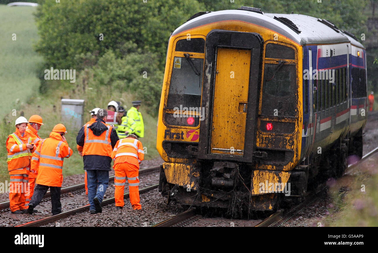 Rail derail hi-res stock photography and images - Alamy