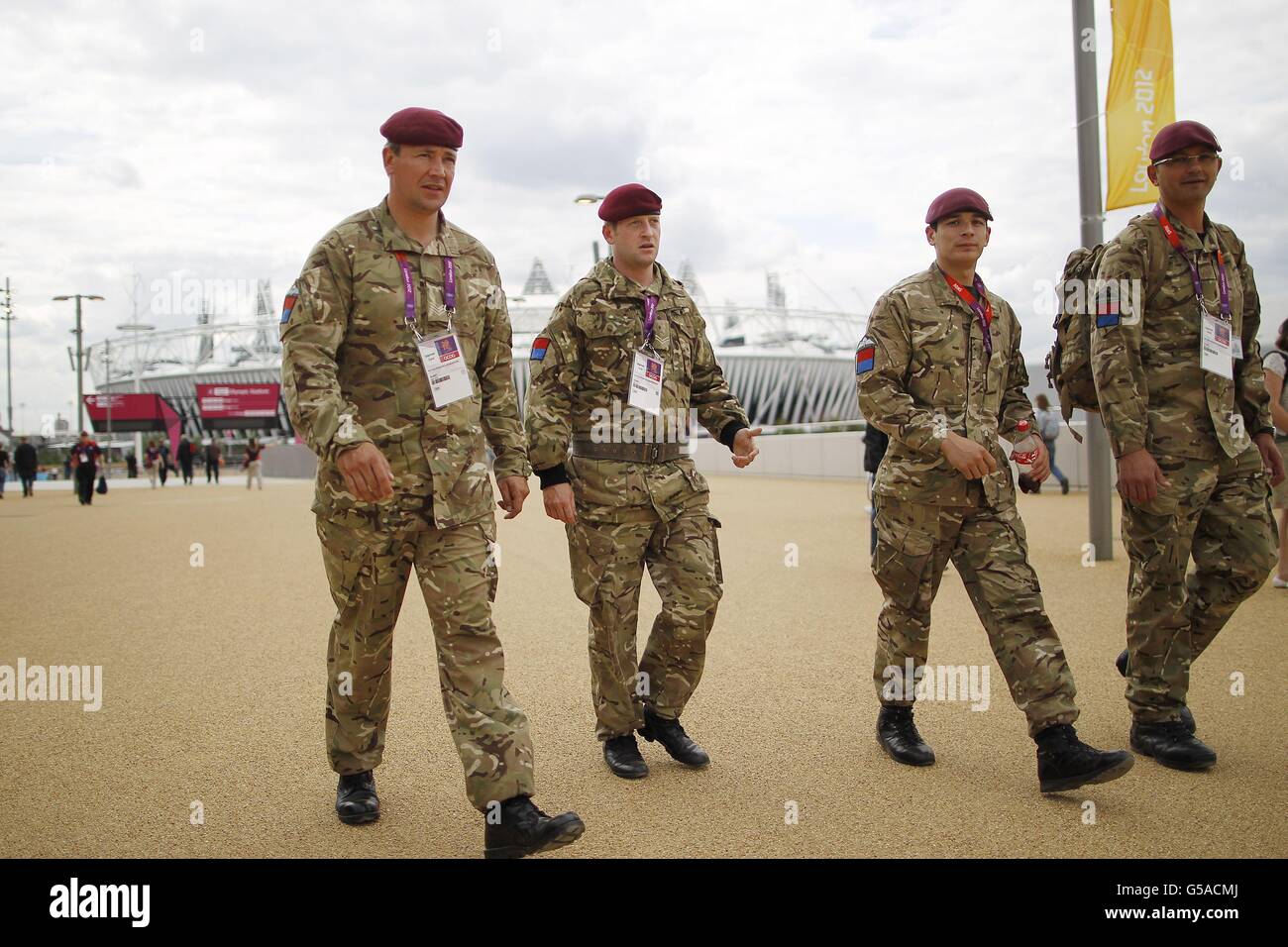 Olympics olympic park final preparations hi-res stock photography and ...
