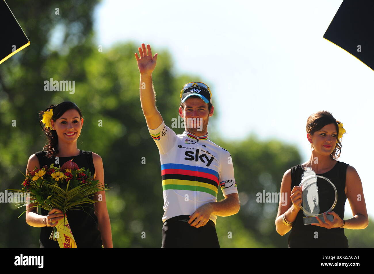 Great Britain's Mark Cavendish of Sky Pro Racing celebrates on the ...