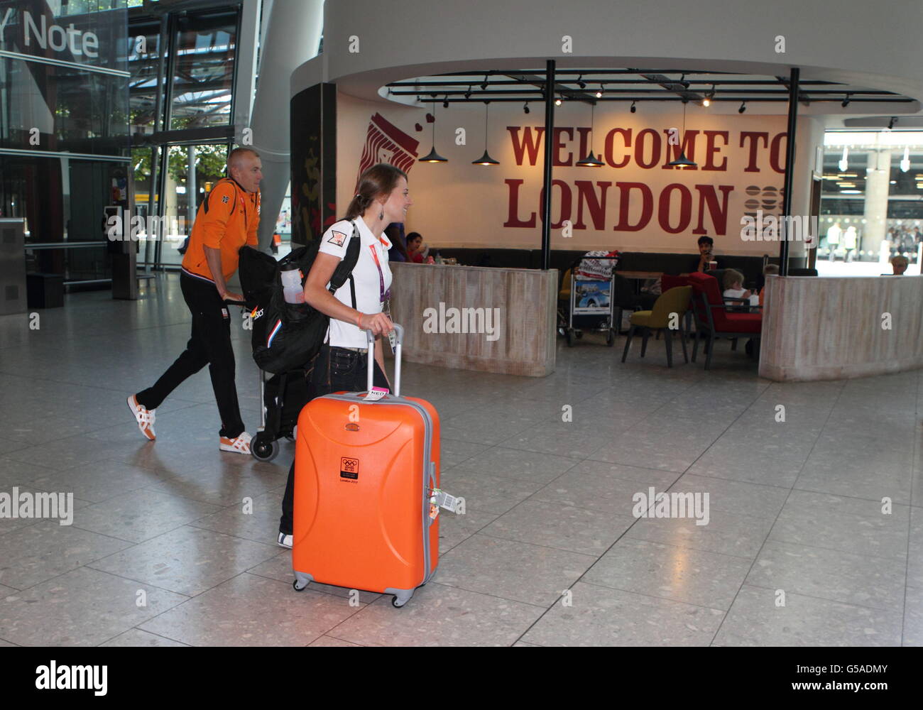 Members dutch olympic team heathrow airport hi-res stock photography ...