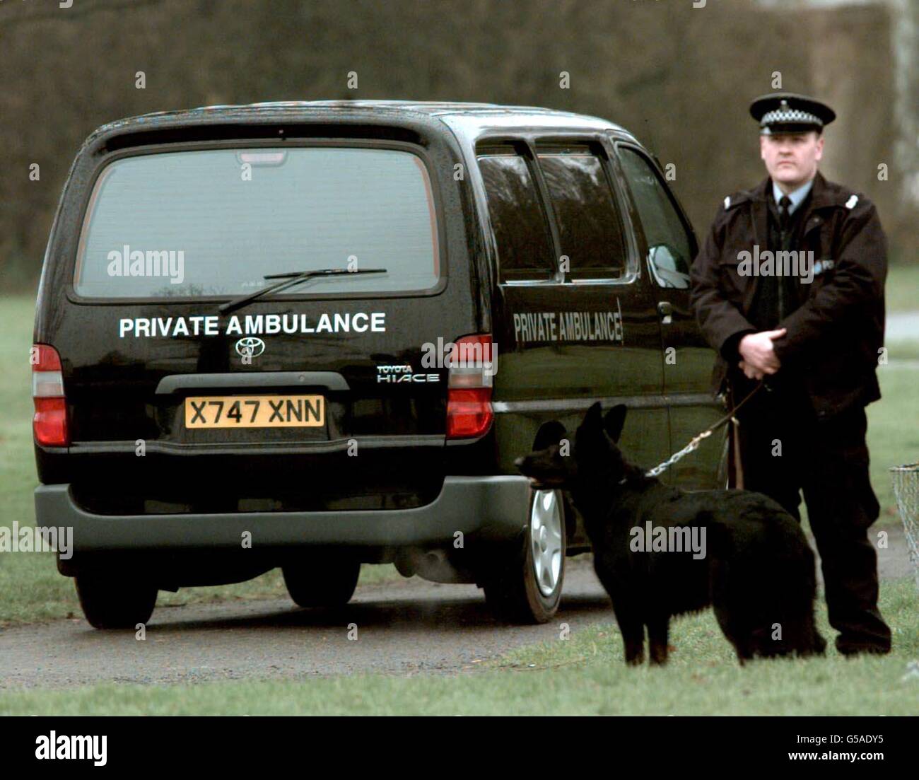 The remains of James Hanratty are finally exhumed from the waterlogged ...