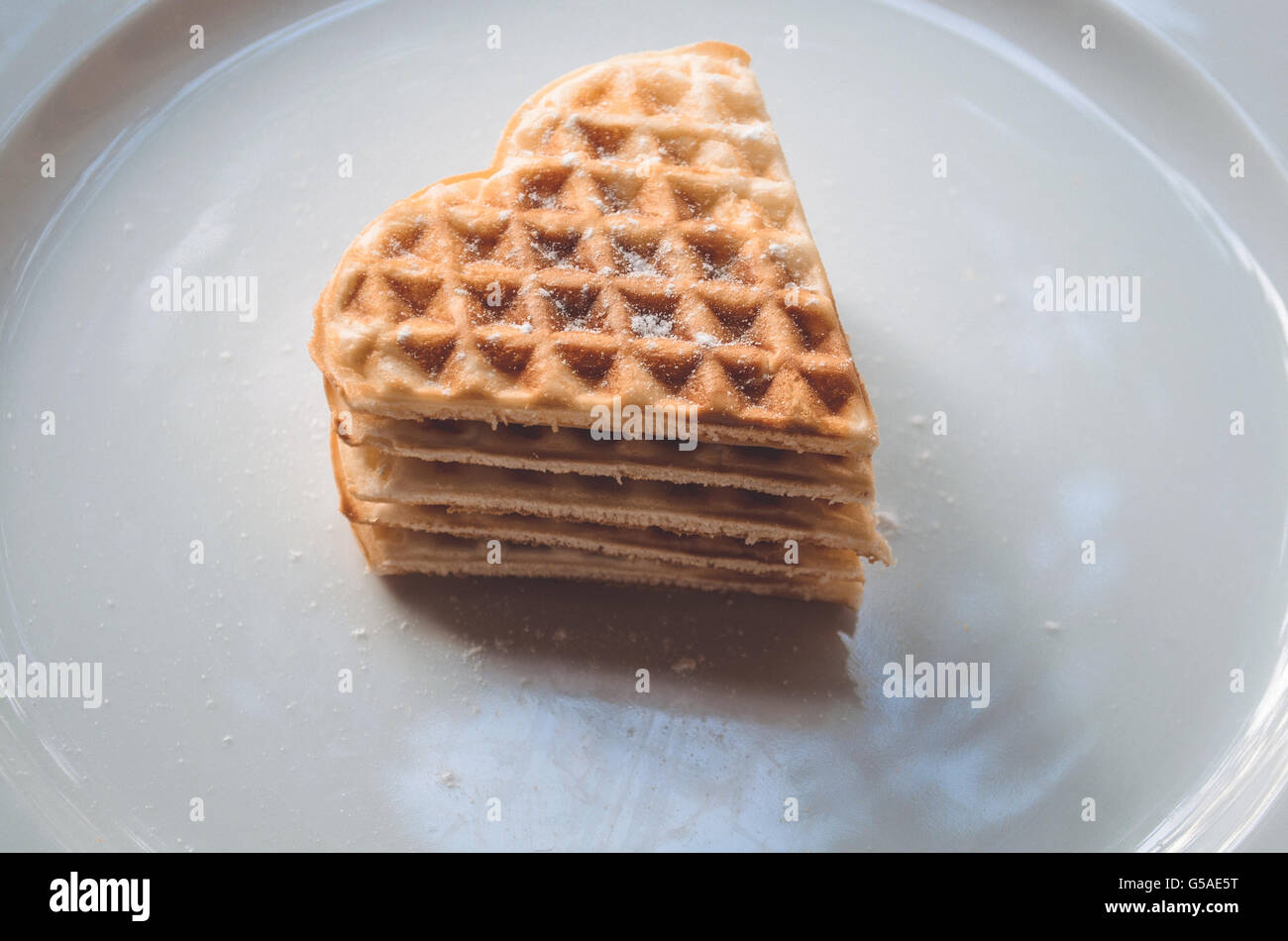 Heart shaped waffles hi-res stock photography and images - Alamy