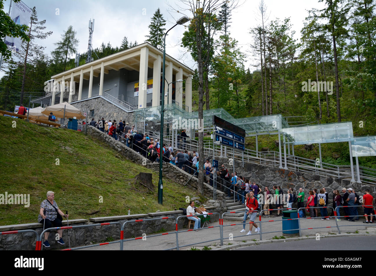Kuznice, Poland - June 15, 2016: Long queue at Kasprowy cable car ...
