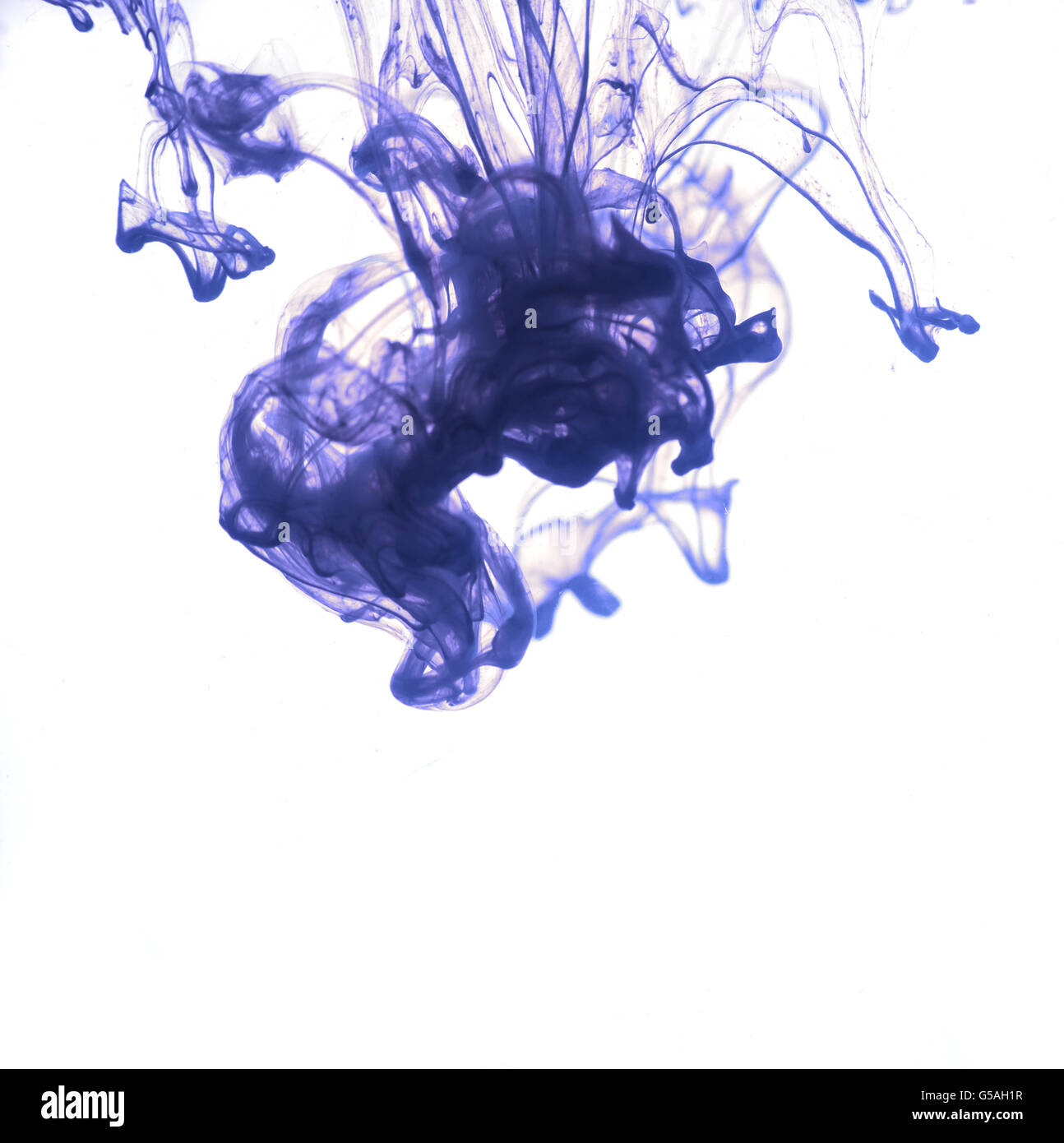 Color smoke ink water splash hi-res stock photography and images - Alamy