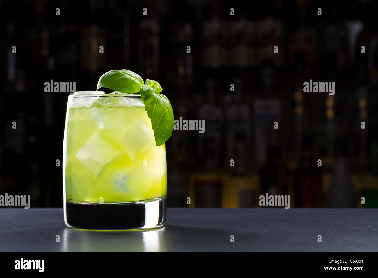 Gin Basil Smash cocktail with fresh basil Stock Photo - Alamy