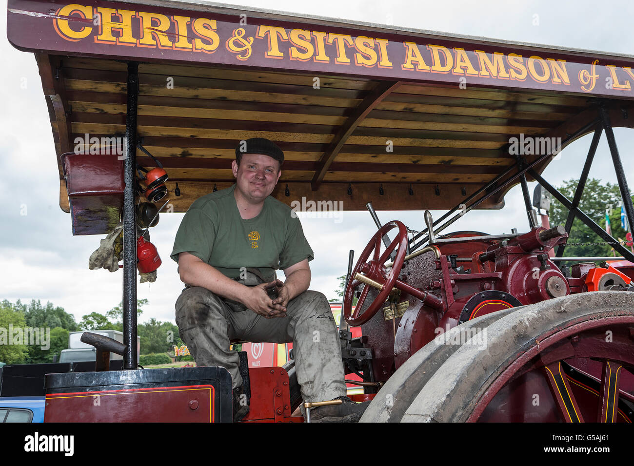 Chris Adamson sits in his steam traction engine “Vanguard” Stock Photo ...