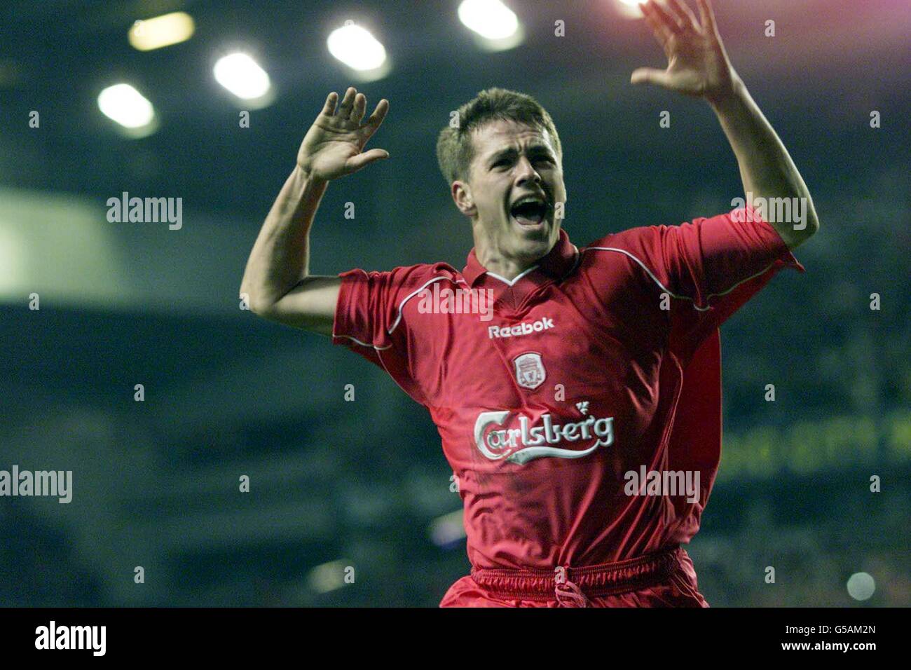 Sport football action celebrating michael owen hi-res stock photography ...
