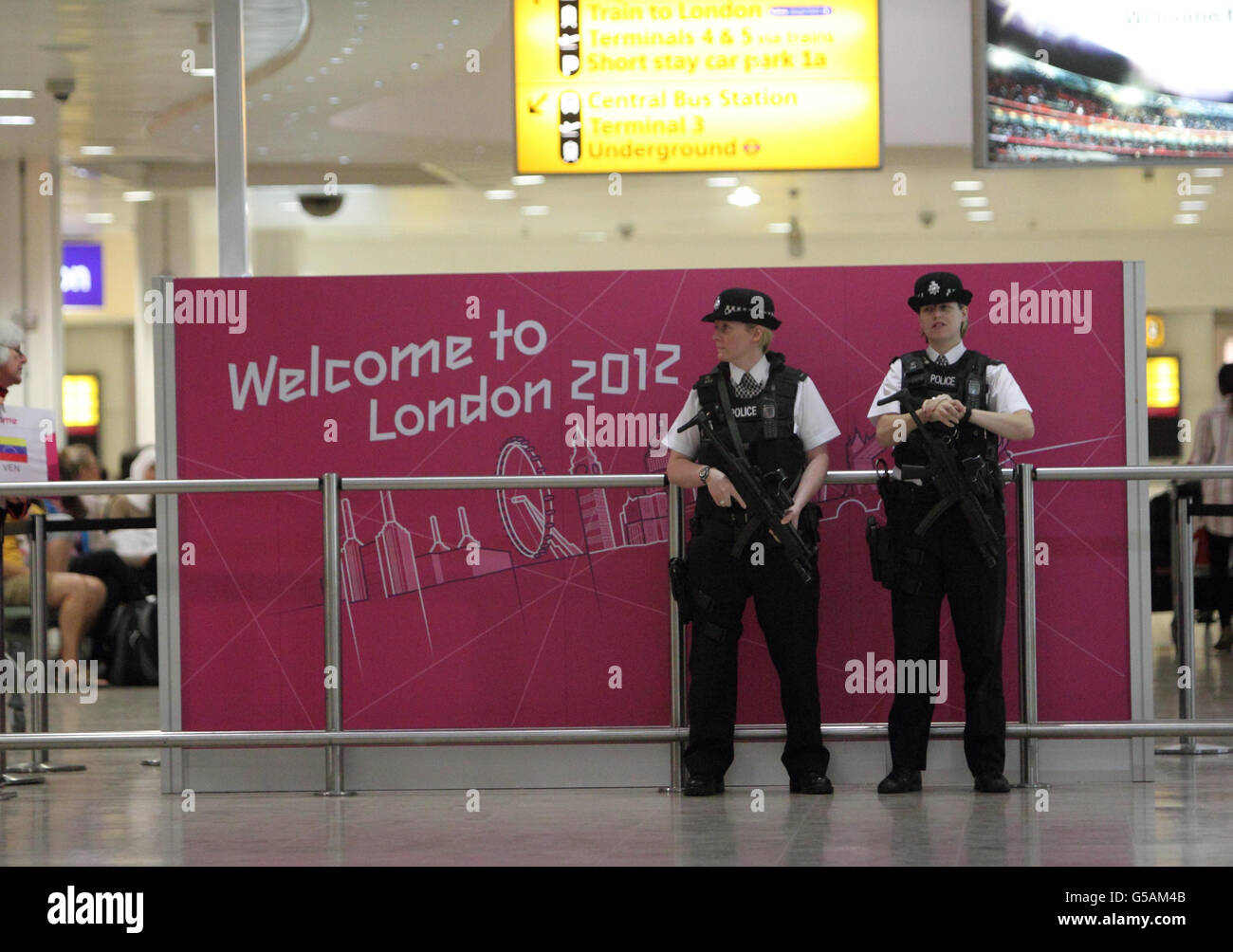 Heathrow arrivals london 2012 olympic games hi-res stock photography ...