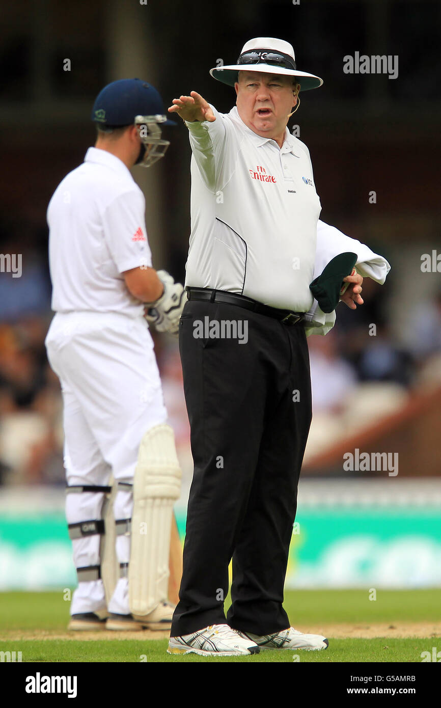 Kia davis hi-res stock photography and images - Alamy