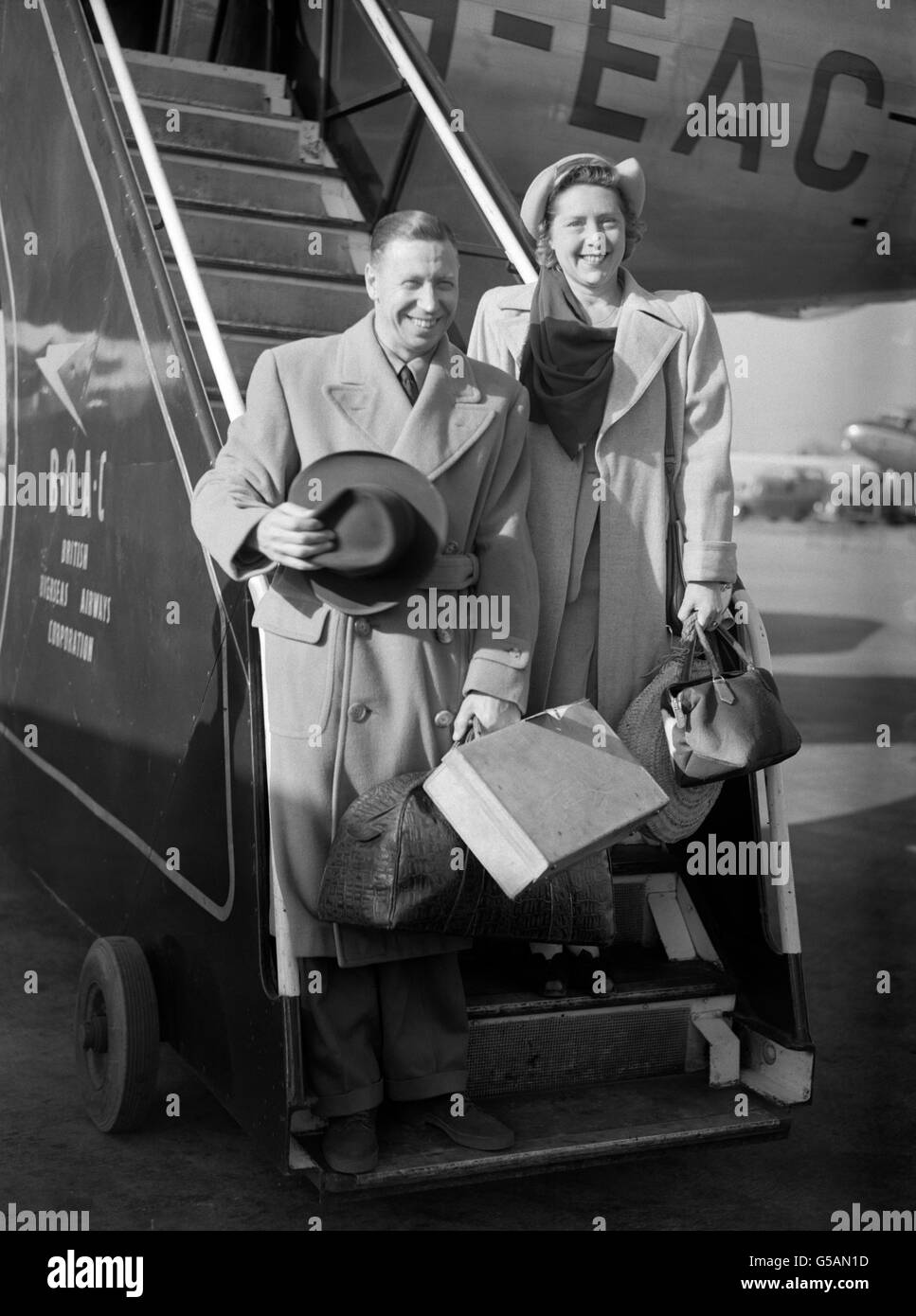 Famous lancashire comedian george formby and his wife beryl hi-res ...
