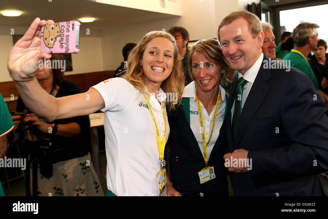 Taoiseach Enda Kenny poses for a picture with (left to right) Irish ...