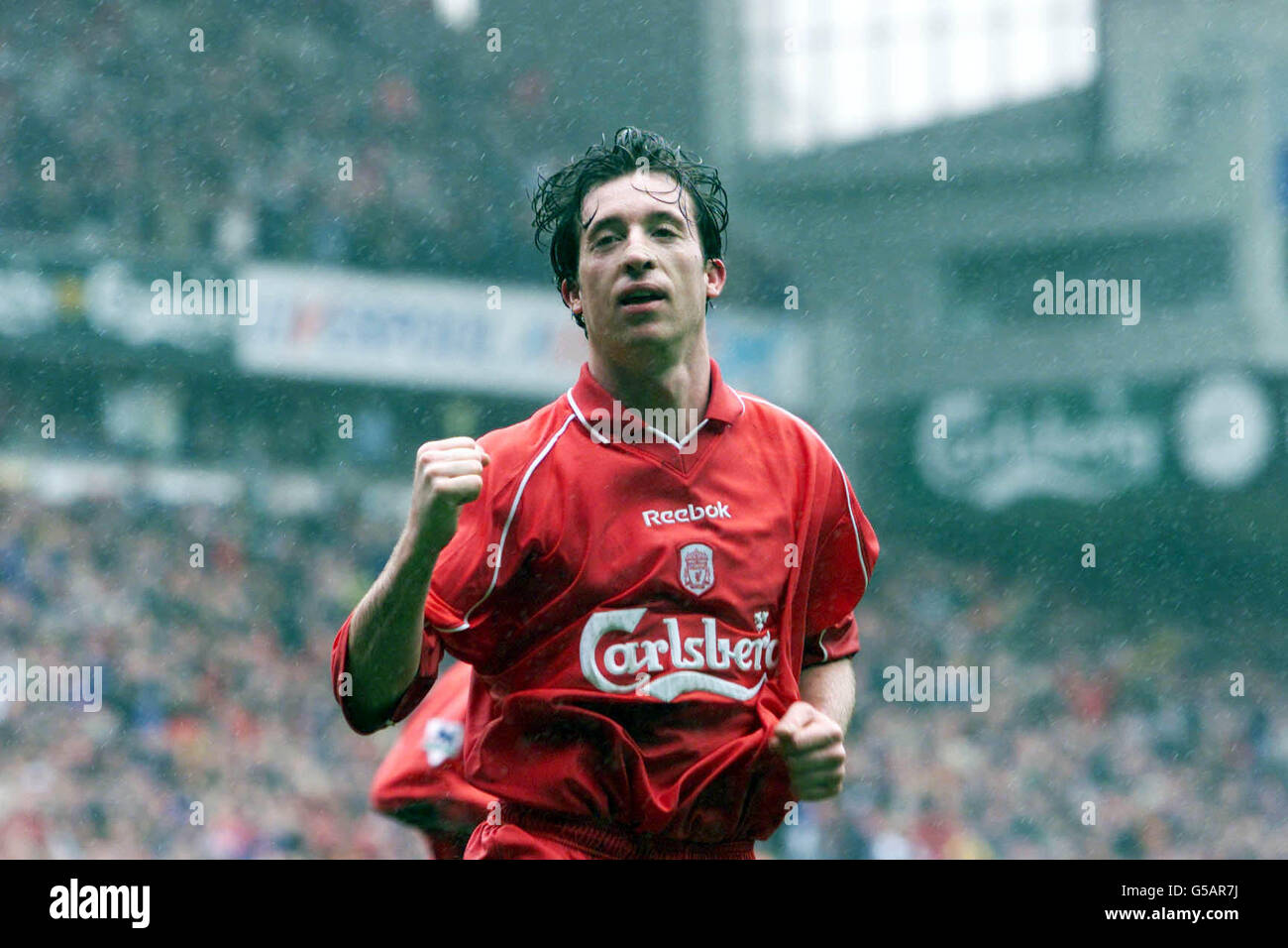 Fa carling premiership game anfield hi-res stock photography and images ...