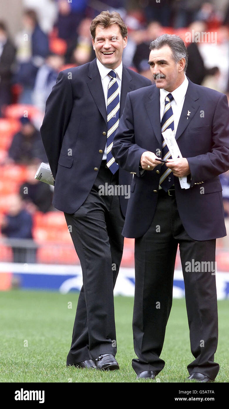 Tottenham's new management team Glenn Hoddle (left) and John Gorman ...