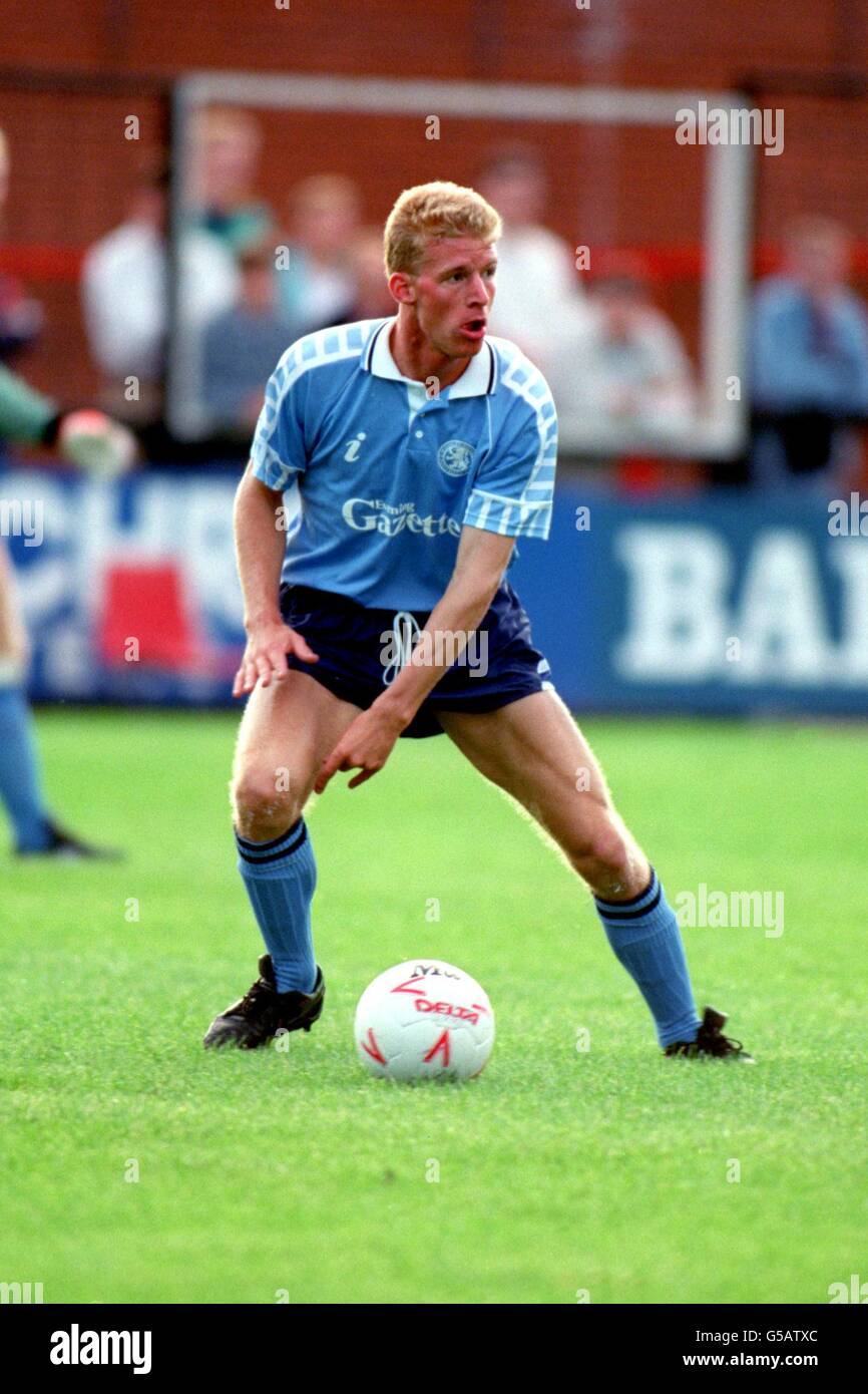 Season 1990 hi-res stock photography and images - Alamy