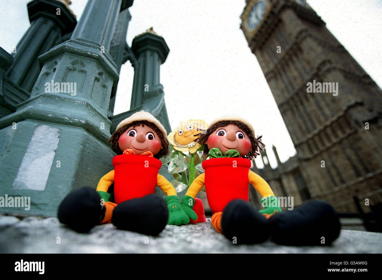Bill and ben the flowerpot men hi-res stock photography and images - Alamy
