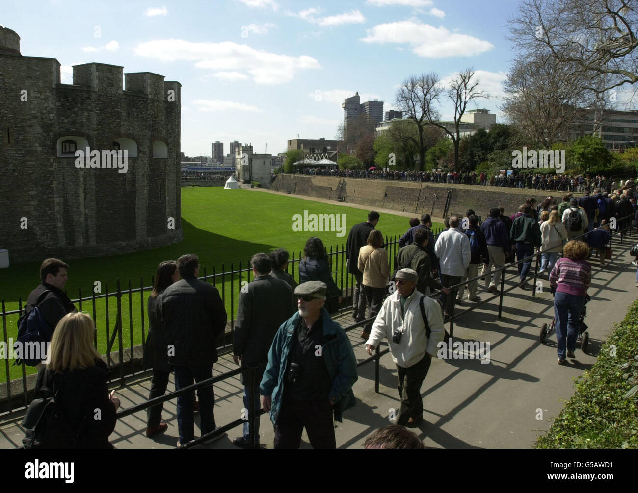 Perimeter tower london hi-res stock photography and images - Alamy