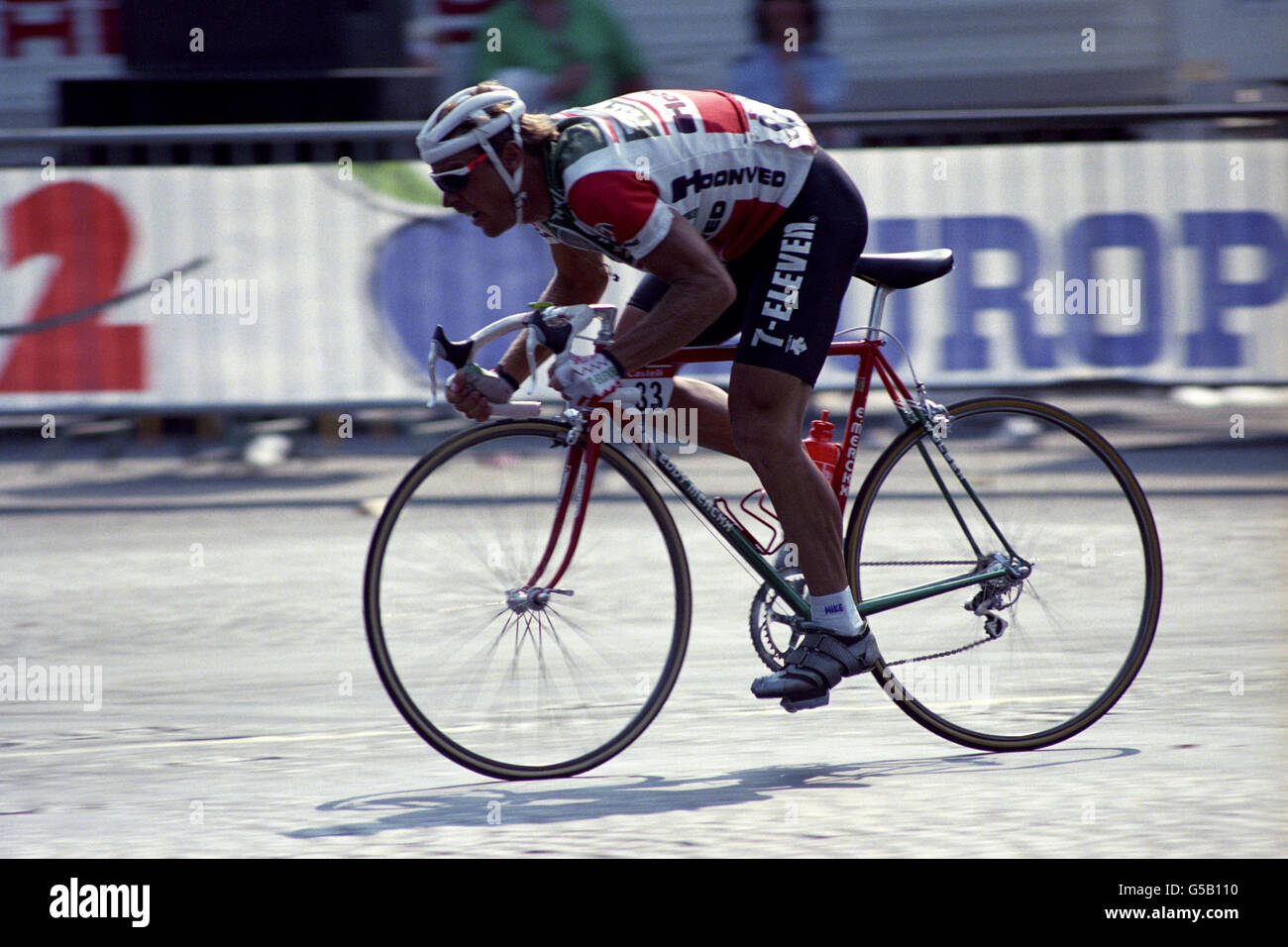 TOUR DE FRANCE CYCLE RACE Stock Photo - Alamy
