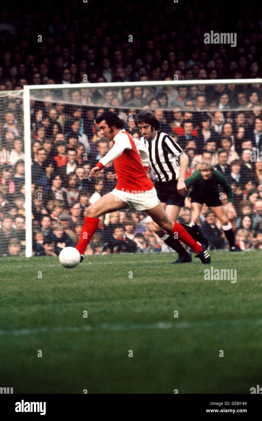 Ray kennedy arsenal hi-res stock photography and images - Alamy