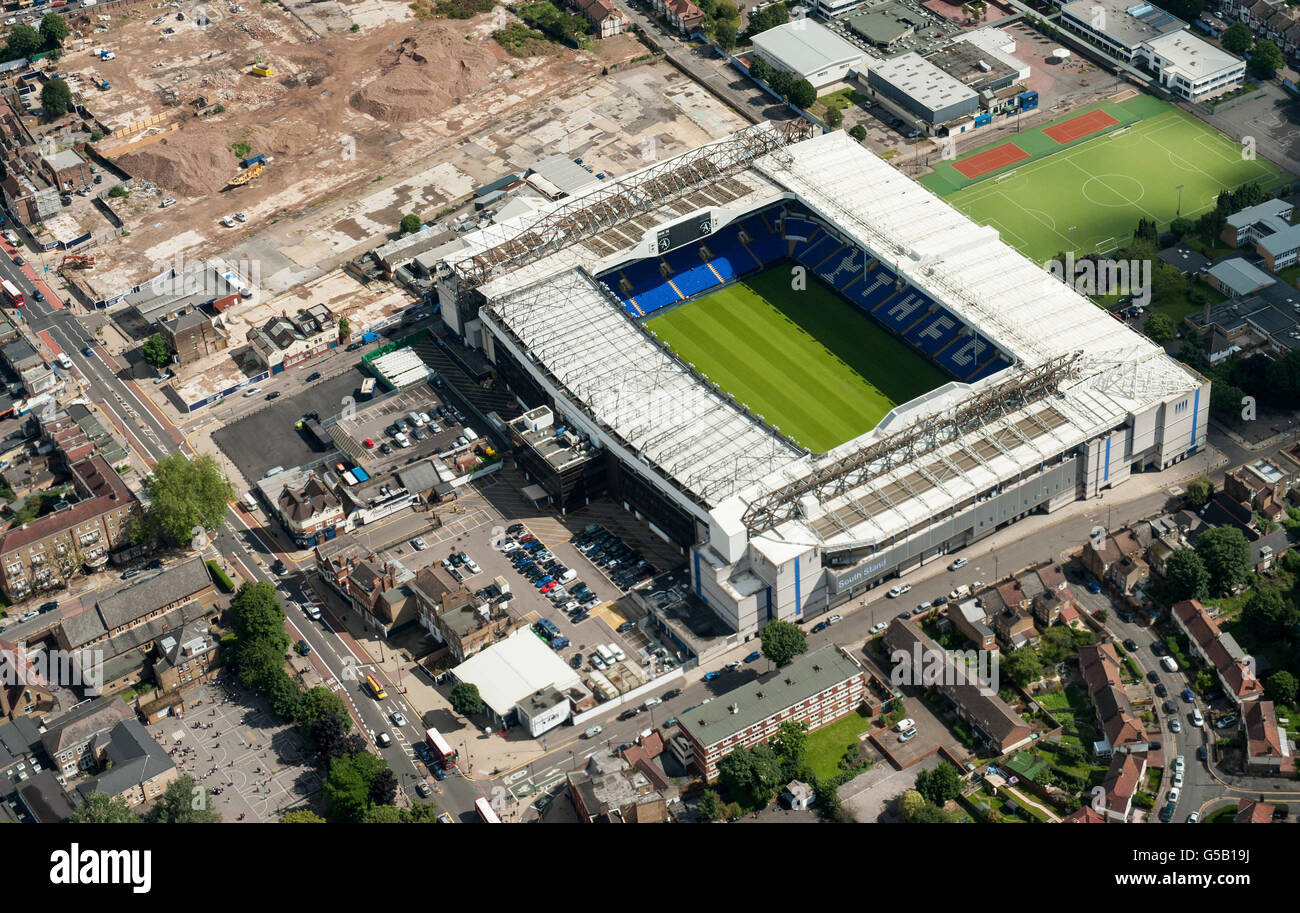 Tottenham hotspur stadium aerial hi-res stock photography and images ...