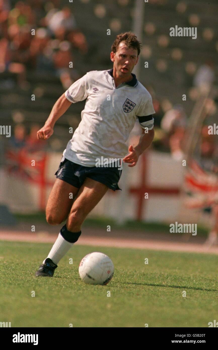 English Soccer. Bryan Robson, England Stock Photo - Alamy
