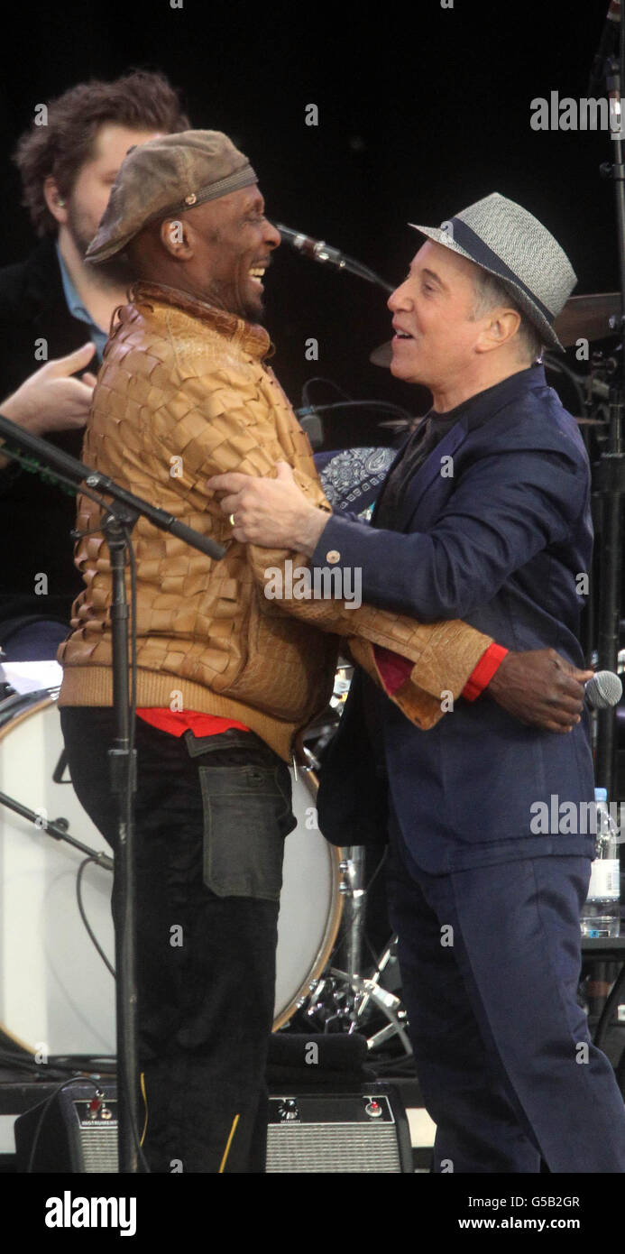 Paul Simon (right) with Jimmy Cliff at the Hard Rock Calling music ...