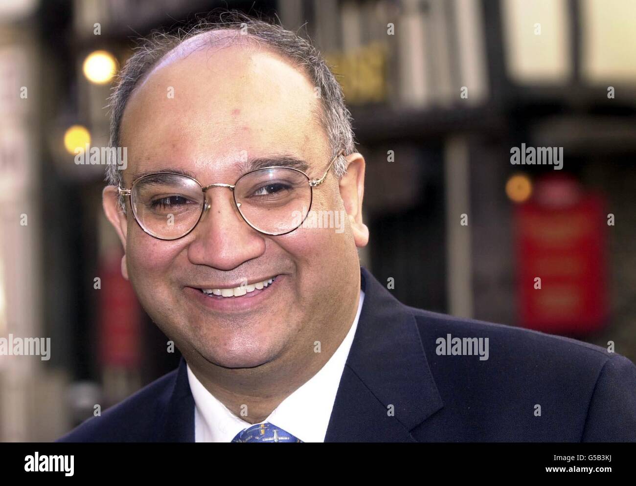 Elizabeth filkin cleared mr vaz hi-res stock photography and images - Alamy