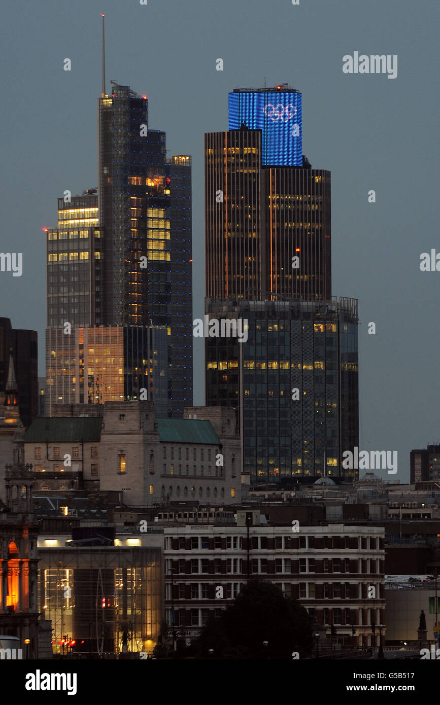 London 2012 Festival. Olympic rings are seen lit up on Tower 42 in ...