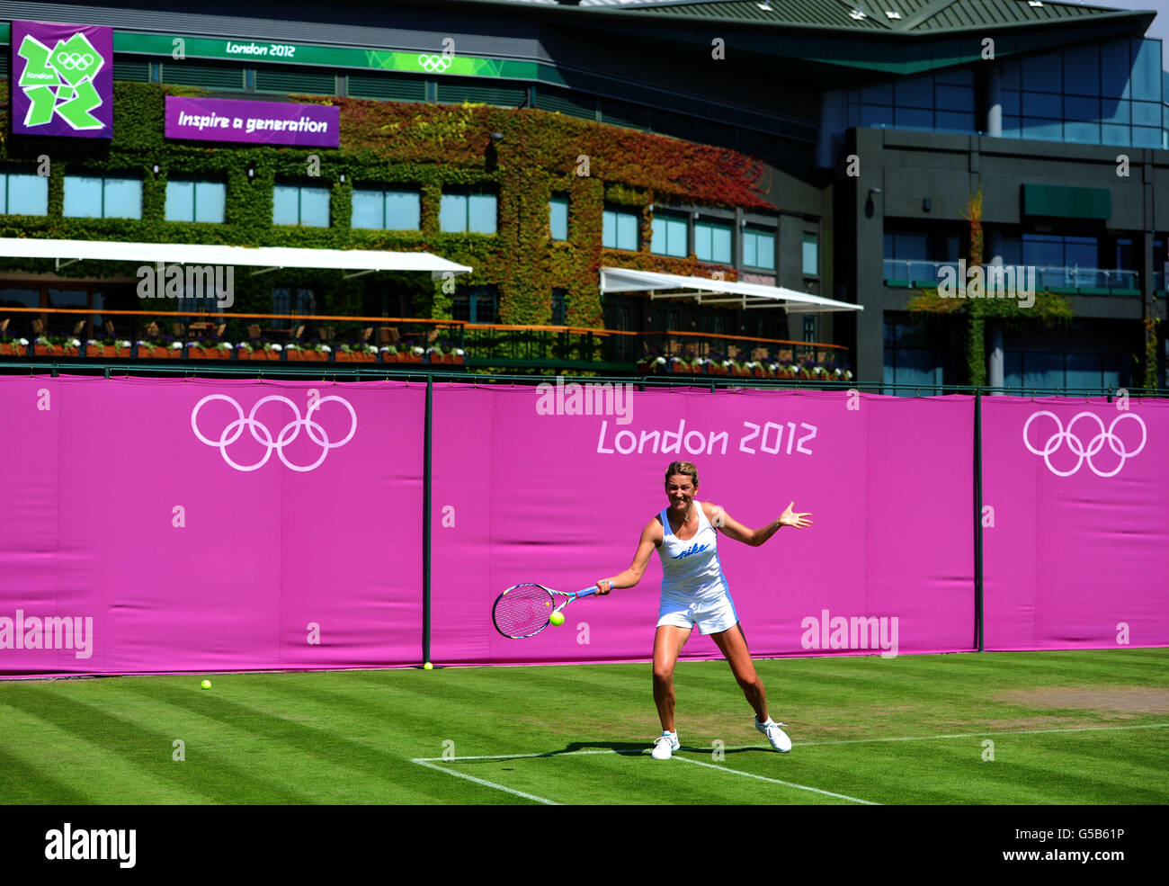 Azarenka practice hi-res stock photography and images - Alamy