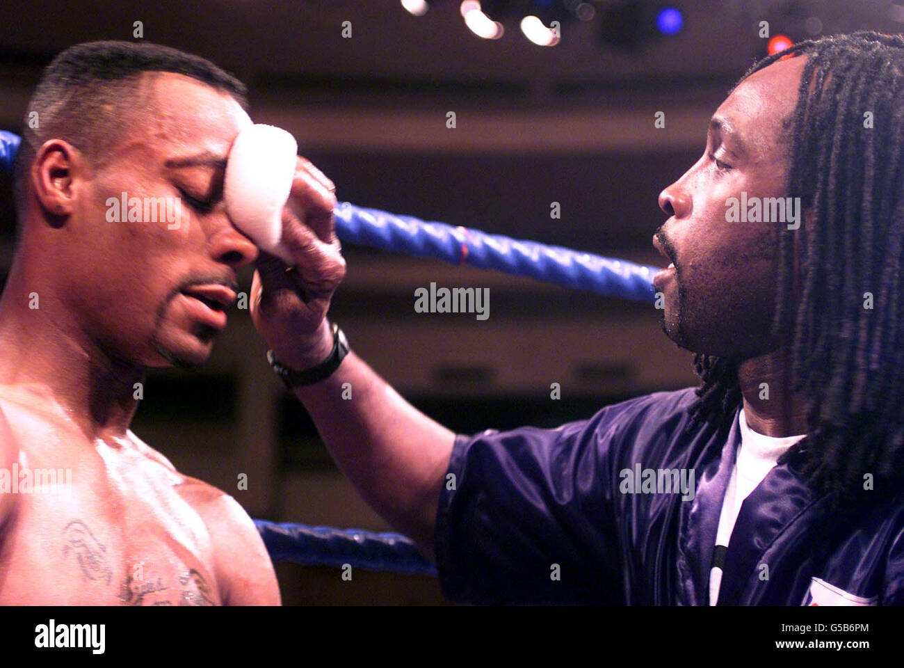 Sport boxing wiping face tattoo nigel benn hi-res stock photography and ...