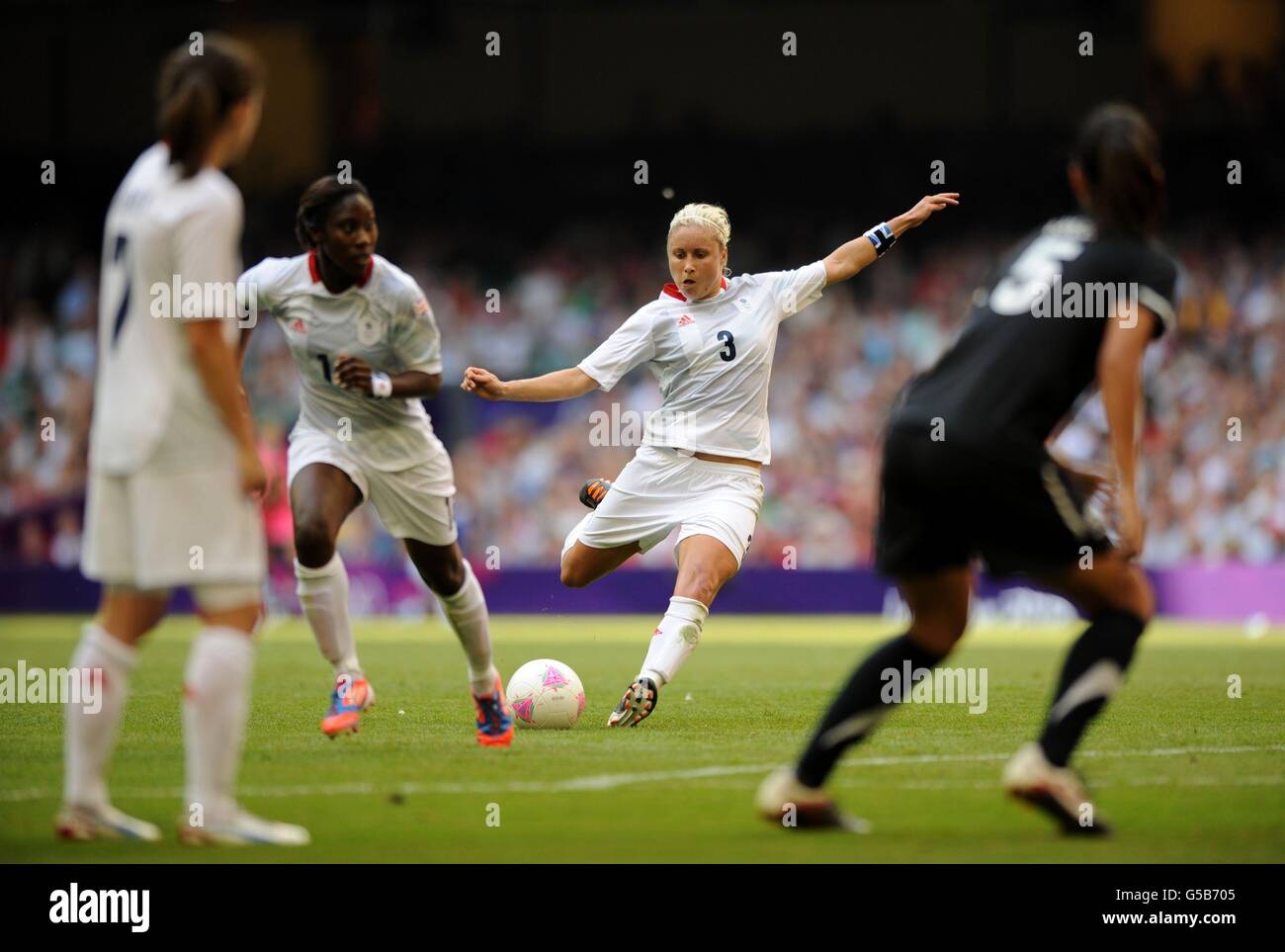 Stephanie houghton football hi-res stock photography and images - Alamy