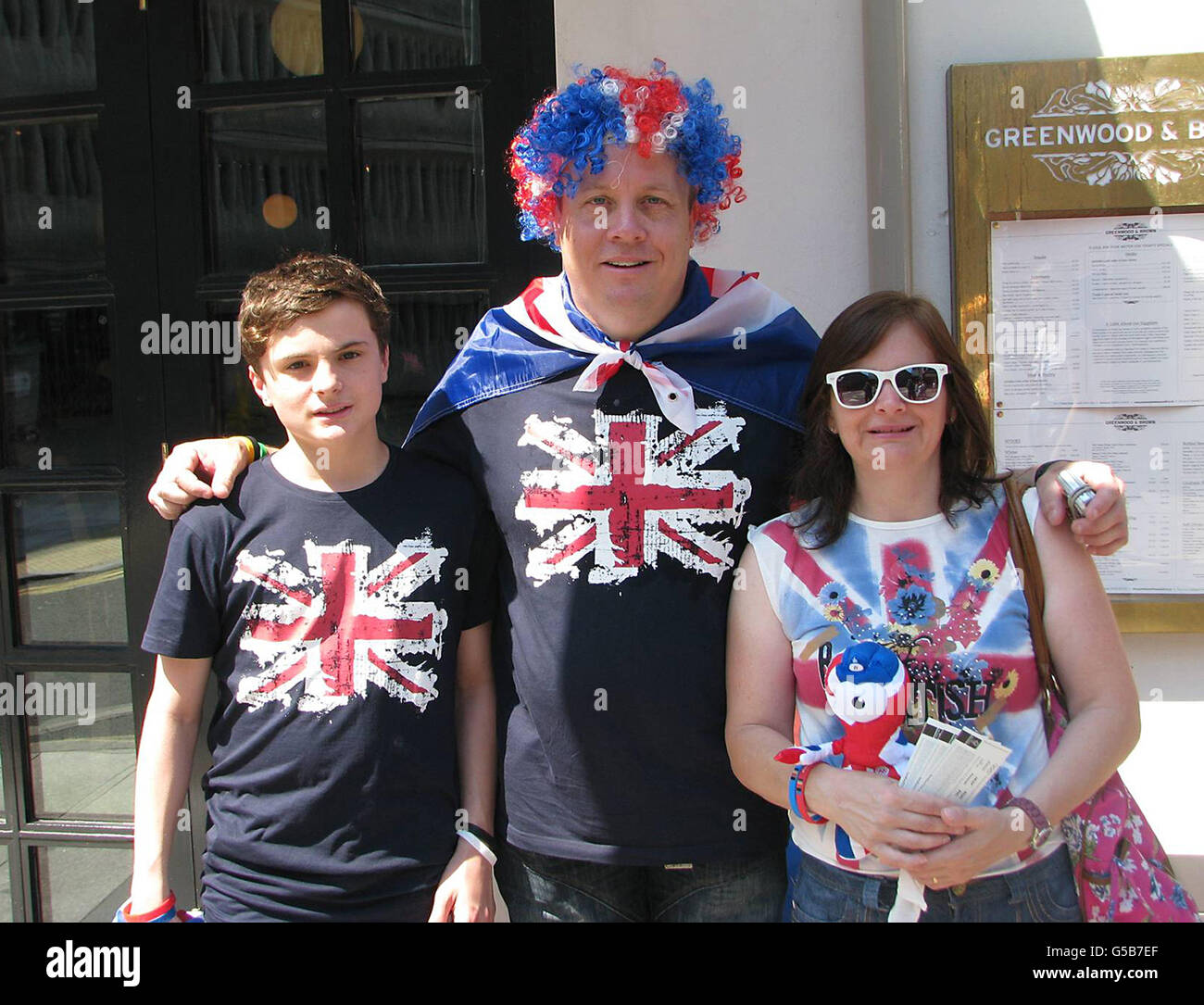 Who travelled match wife debbie hi-res stock photography and images - Alamy