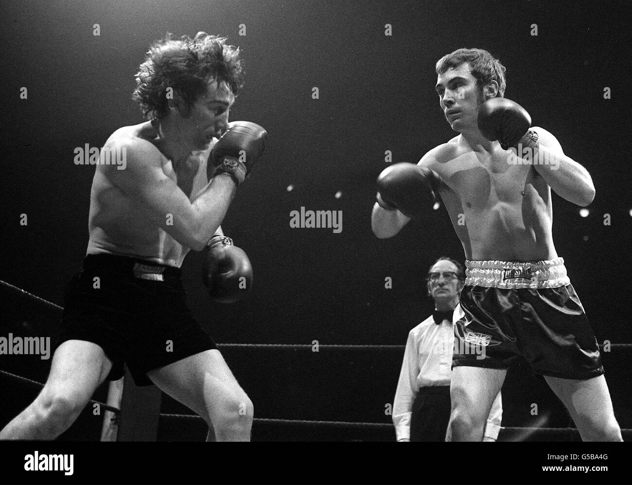During their middleweight boxing contest at the royal albert hall Black ...