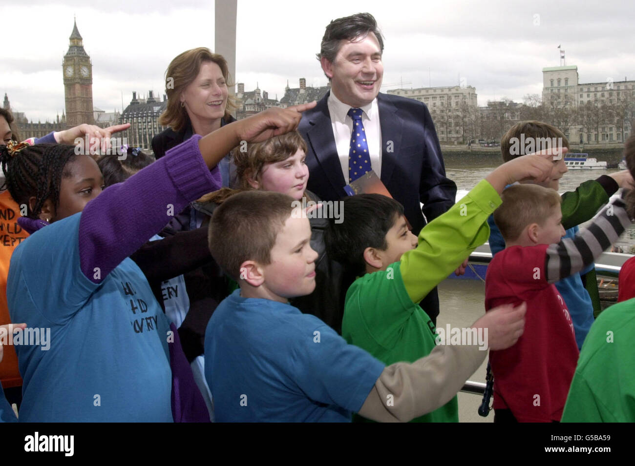 With his wife sarah and children hi-res stock photography and images ...