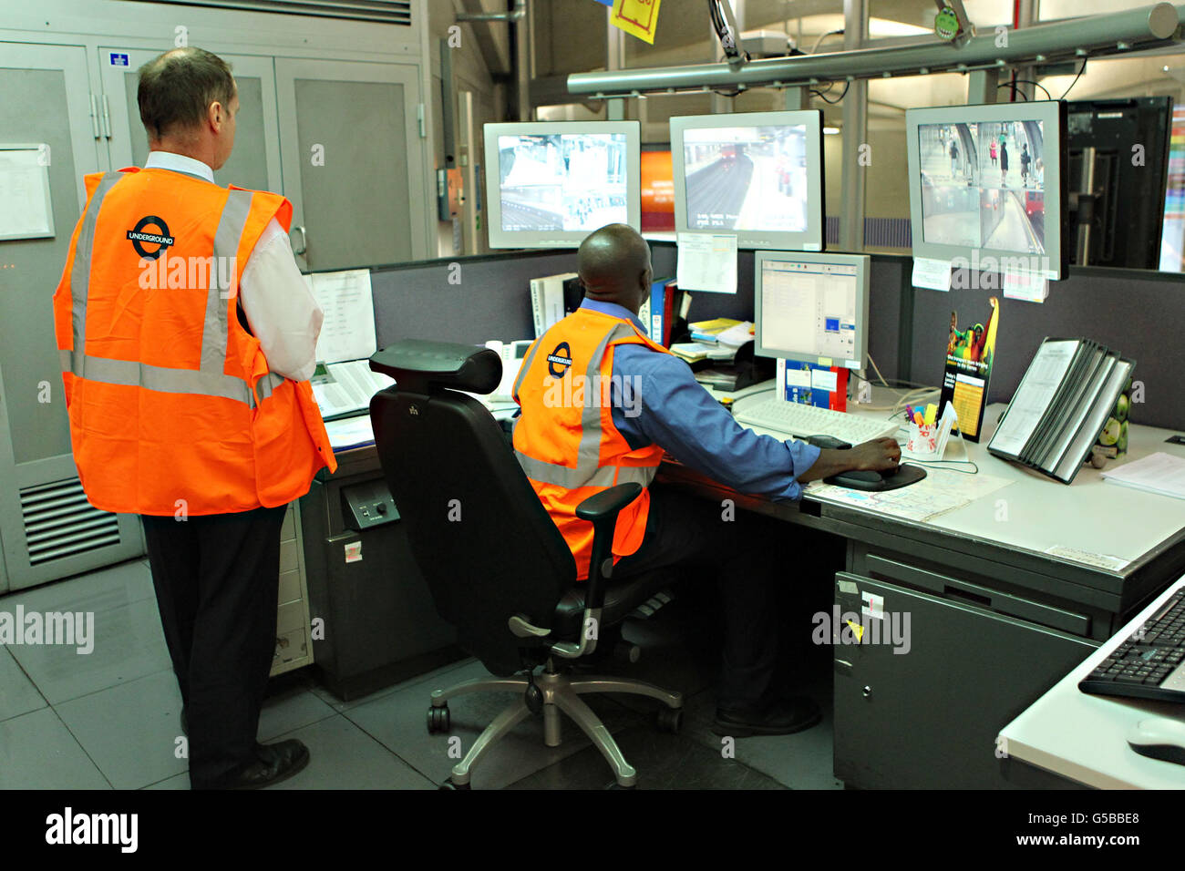 Control room westminster underground station hi-res stock photography ...