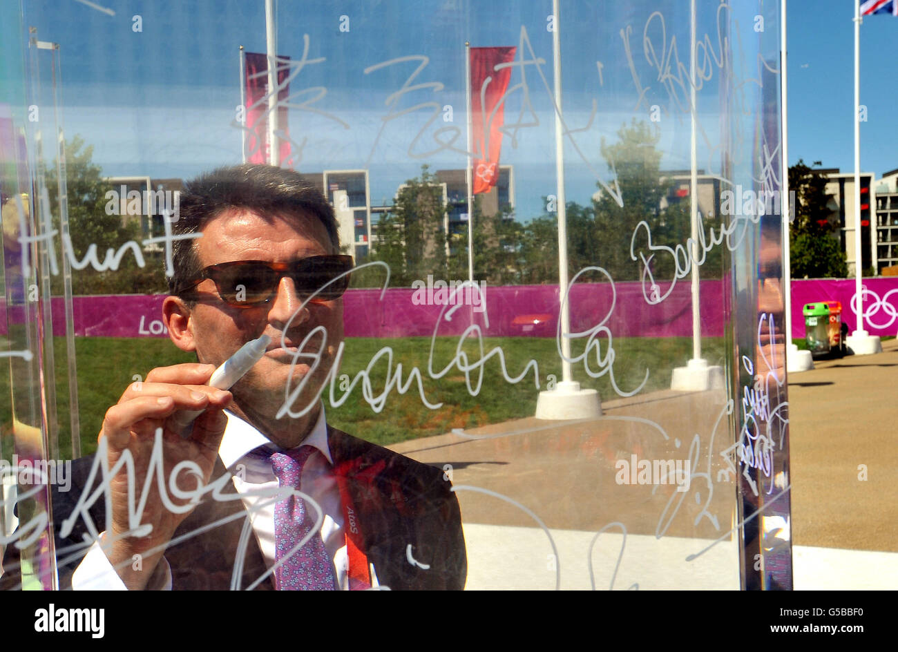 Olympics - Jacques Rogge visits village Stock Photo - Alamy